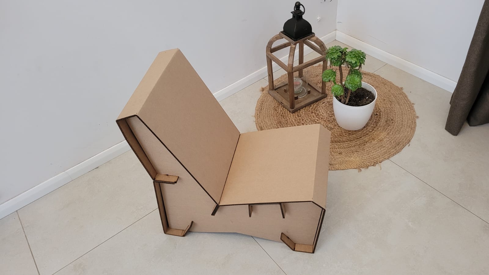 Sillón infantil de cartón - Cartonnia: Nuestro universo en cartón